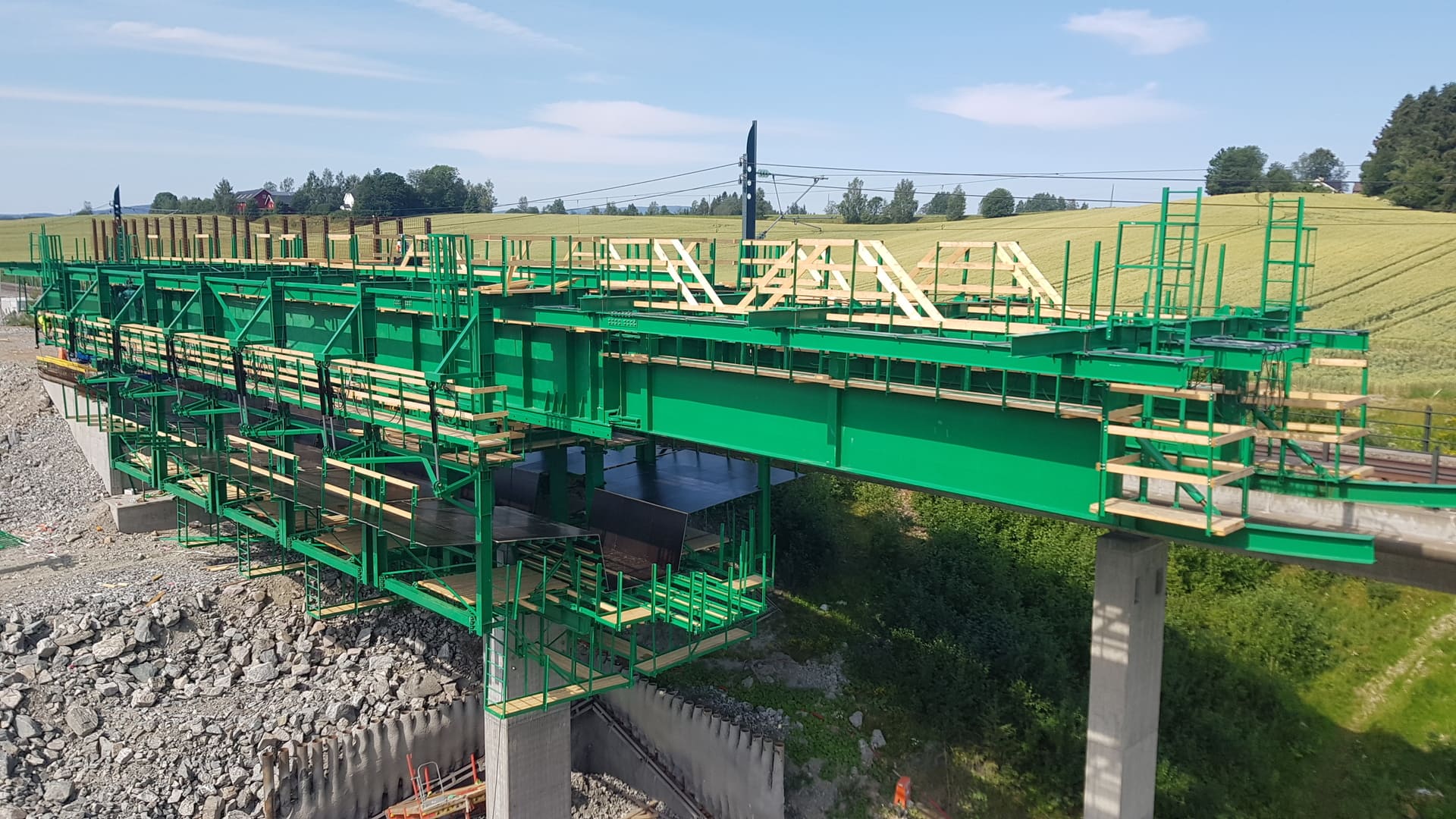 Movable Scaffolding system | Hünnebeck